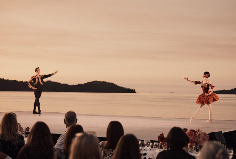 Stay & Swim at Sal Salis Ningaloo - Luxurylodgesofaustralia.com.au